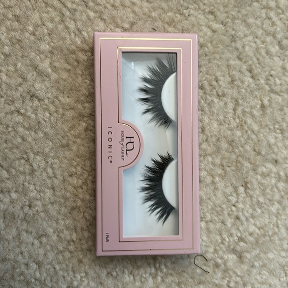 House of Lashes | Makeup | House Of Lashes Iconic False Eyelashes ...